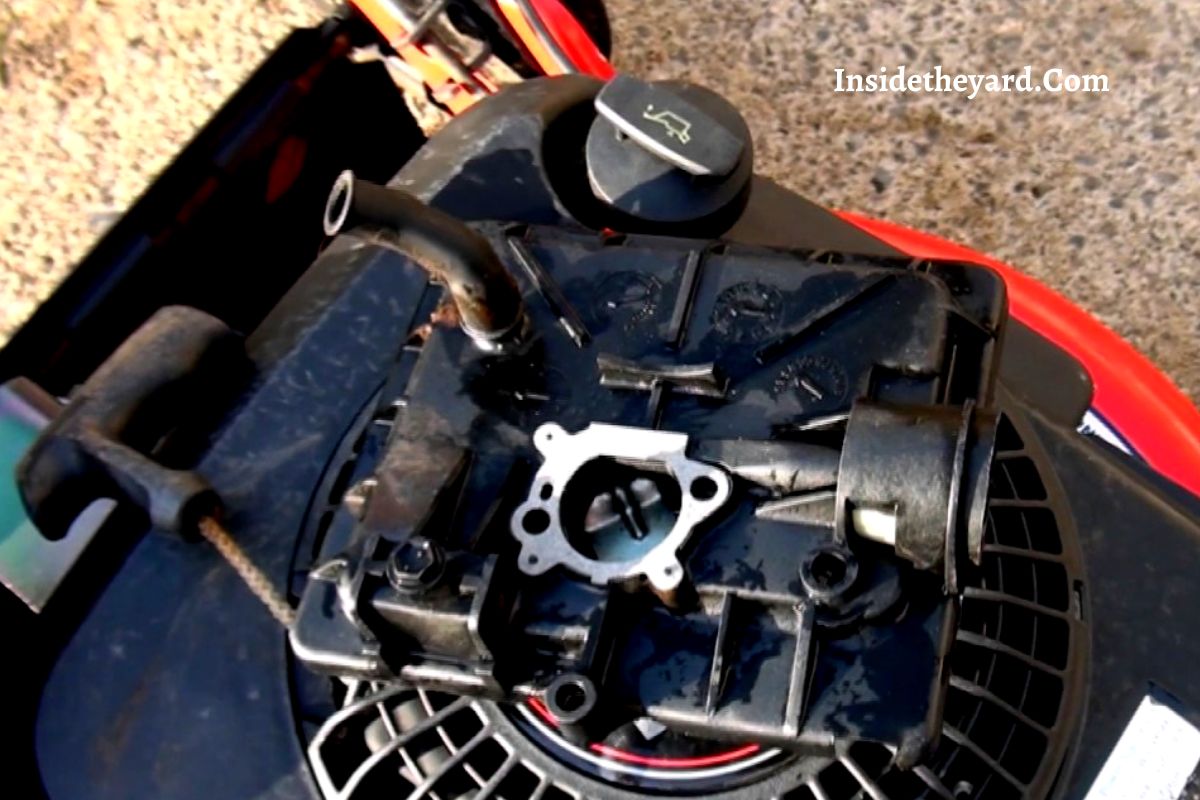 Gas Leaking From Primer Bulb On Lawn Mower - Here’s How To Fix - Inside ...